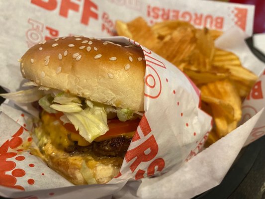 RED ROBIN GOURMET BURGERS AND BREWS - 1138 Photos & 1023 Reviews ...