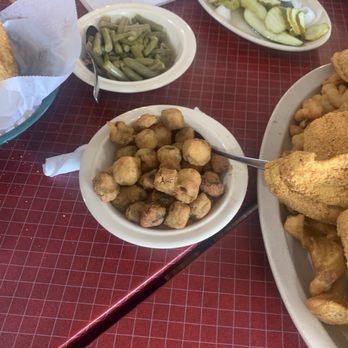 CATFISH KETTLE - Updated June 2025 - 150 Photos & 116 Reviews - 775 ...