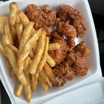 CHICKEN BEE - RALEIGH - Updated July 2025 - 32 Photos & 21 Reviews ...