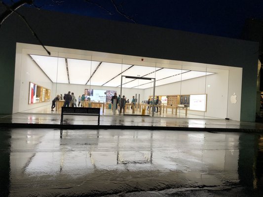 APPLE LEGACY PLACE - Updated December 2025 - 14 Photos & 155 Reviews ...