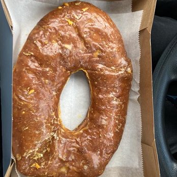 ROUND ROCK DONUTS - 2252 Photos & 3153 Reviews - 106 W Liberty Ave ...