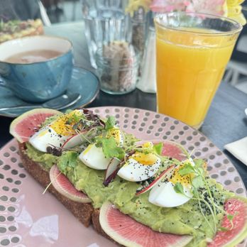 UBUNTU THE GREATEST NEIGHBORHOOD CAFÈ - Updated May 2025 - 2053 Photos ...