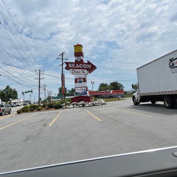 THE BEACON DRIVE-IN - Updated January 2025 - 455 Photos & 426 Reviews ...