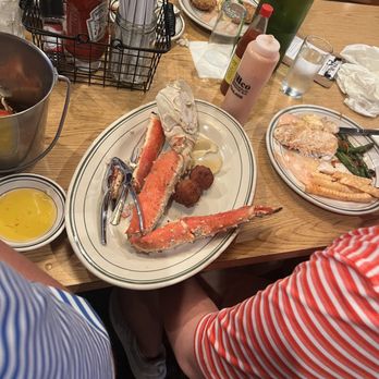 THE FISH COMPANY - Updated May 2024 - 688 Photos & 460 Reviews - 725-12 ...