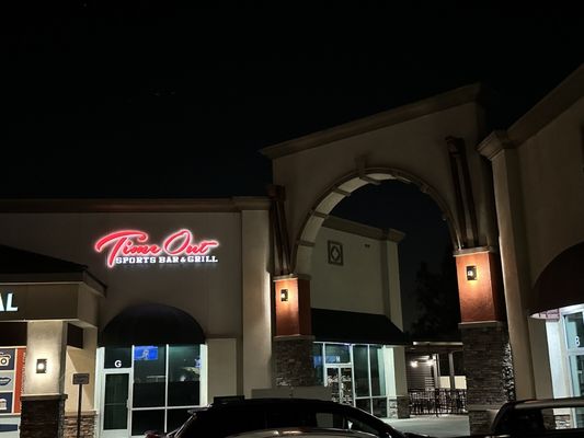 TIME OUT SPORTS BAR & GRILL - Updated August 2024 - 139 Photos & 275 ...