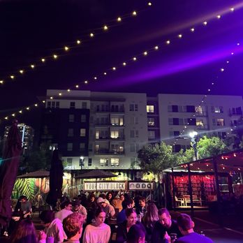 QUARTYARD - Updated July 2025 - 560 Photos & 367 Reviews - 1301 Market ...