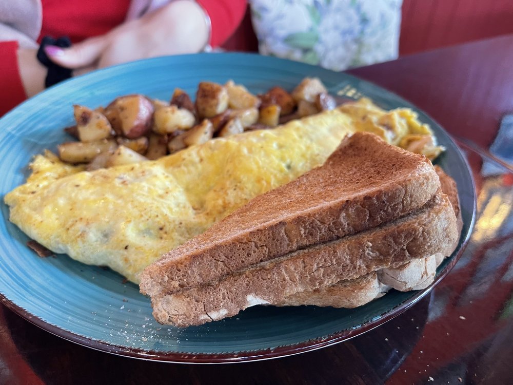 THE HUNGRY MONKEY - Updated November 2024 - 330 Photos & 573 Reviews ...