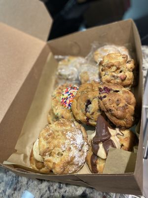 KCOOKIE - Updated December 2025 - 19 Photos & 17 Reviews - 1239 W ...