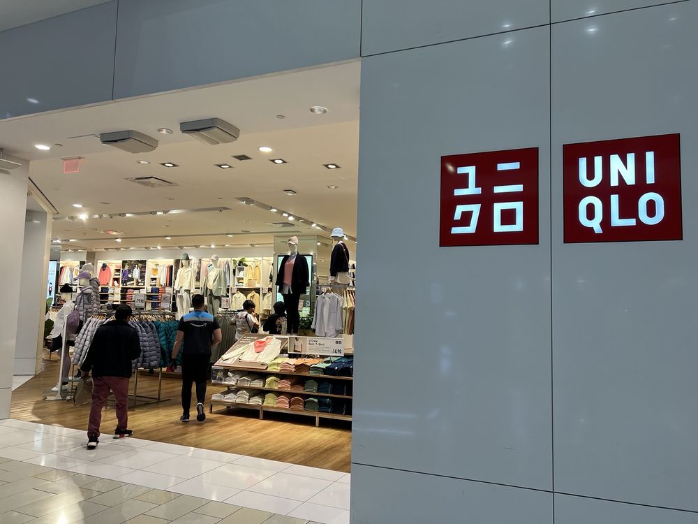 UNIQLO - 28 Photos & 30 Reviews - 1178 Glendale Galleria, Glendale ...