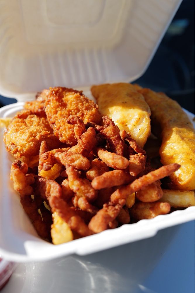 BIGGINZ BURGERS SEAFOOD - Updated June 2026 - 44 Photos & 44 Reviews ...