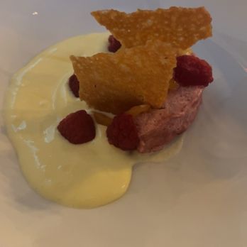 THE WHITE BULL - Updated November 2024 - 965 Photos & 456 Reviews - 123 ...