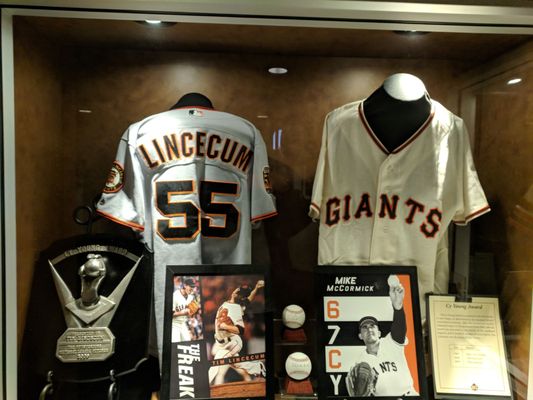 CLUB LEVEL AT ORACLE PARK - 746 Photos & 185 Reviews - Stadiums ...
