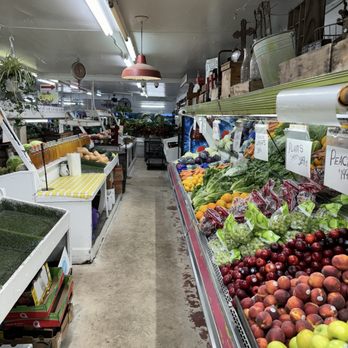 RED TOP FARM MARKET - Updated October 2025 - 41 Photos & 14 Reviews ...