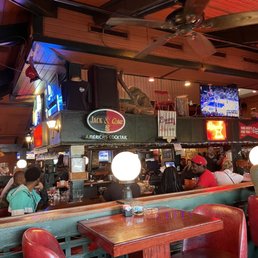 DOC’S FOOD & SPIRITS - Updated July 2025 - 180 Photos & 310 Reviews ...