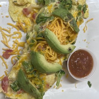 D’LICIOUS CAFFE - Updated June 2024 - 323 Photos & 314 Reviews - 581 E ...