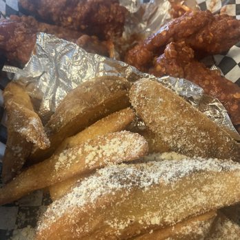 WAYNE’S WINGS - Updated September 2025 - 768 Photos & 1126 Reviews ...