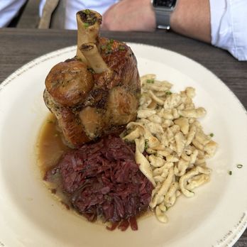 OLD STEIN INN - Updated December 2025 - 298 Photos & 370 Reviews - 1143 ...