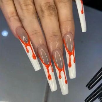 Tips & toes store