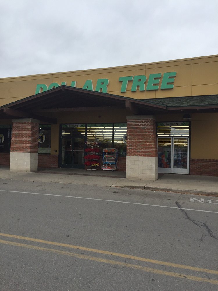 DOLLAR TREE - Updated May 2026 - 2550 Crossing Cir, Traverse City ...