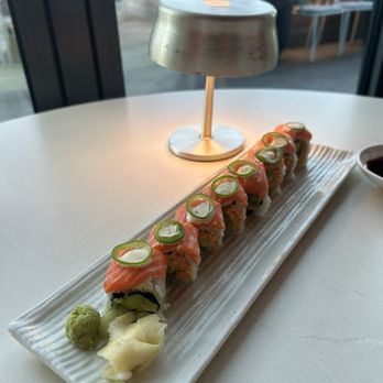 MIRU - Updated January 2025 - 664 Photos & 214 Reviews - 401 E Wacker ...