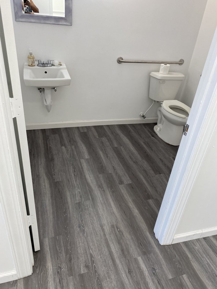 DEVORA FLOORING - Updated October 2025 - 20 Photos - Suffolk, Virginia ...