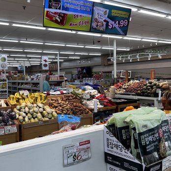 KIMCHI MART - Updated July 2024 - 377 Photos & 51 Reviews - 2420 N ...