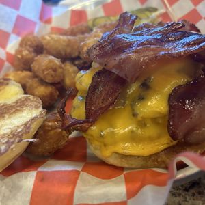 LOBY’S ON CLE - Updated April 2025 - 23 Photos & 11 Reviews - 2730 ...