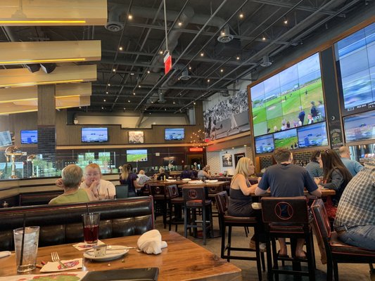 TONY C’S SPORTS BAR & GRILL - 251 Photos & 293 Reviews - 17 3rd Ave ...