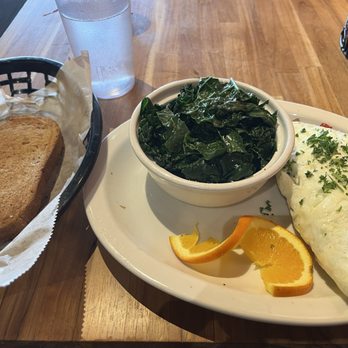 MIDDLE WAY CAFE - Updated April 2025 - 318 Photos & 475 Reviews - 1200 ...