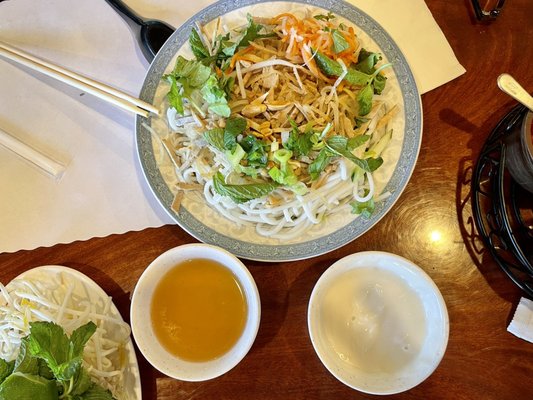 SOC TRANG RESTAURANT - Updated October 2025 - 279 Photos & 104 Reviews ...