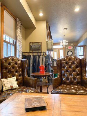 FROTH & CORK | 61 Photos & 33 Reviews - 110 4th St E, Hastings ...