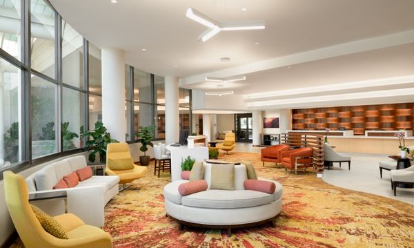 DOUBLETREE SUITES BY HILTON - PHOENIX - Updated April 2026 - 557 Photos ...