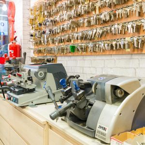 THE BEST 10 KEYS & LOCKSMITHS in PARIS, FRANCE - Updated 2025 - Hours ...