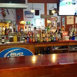 TICKETS PUB & EATERY - Updated July 2025 - 63 Photos & 126 Reviews - 7 ...