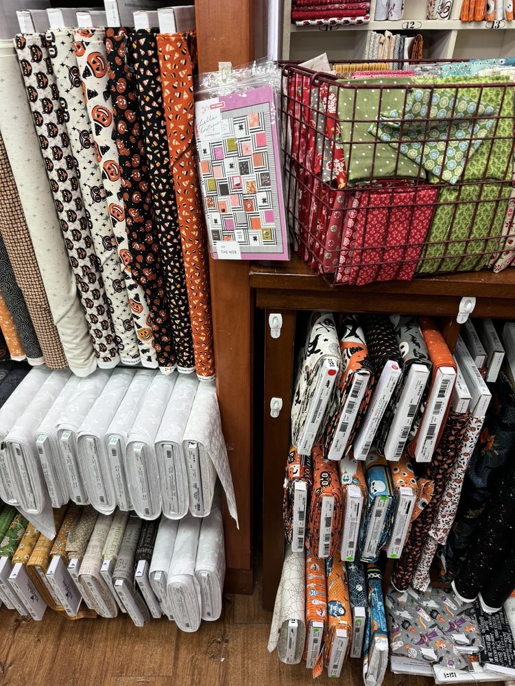 RED ROOSTER QUILTS - Updated January 2026 - 10 Photos & 13 Reviews - 48 ...