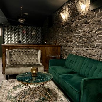 EMERALD COCKTAIL KITCHEN - Updated July 2024 - 112 Photos & 44 Reviews ...