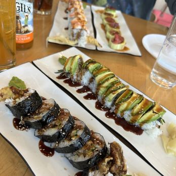 UMI KITCHEN AND SUSHI BAR with 423 real customer photos - Updated ...