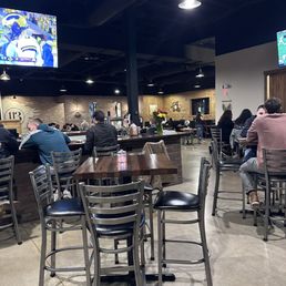 113 MAIN - Updated April 2025 - 93 Photos & 141 Reviews - 113 Main St ...