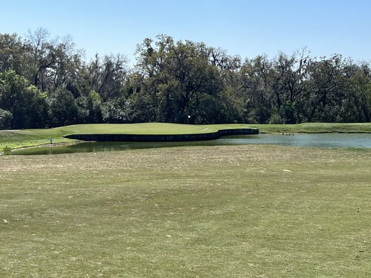 HUNTINGTON HILLS GOLF AND COUNTRY CLUB - Updated May 2026 - 10 Photos ...
