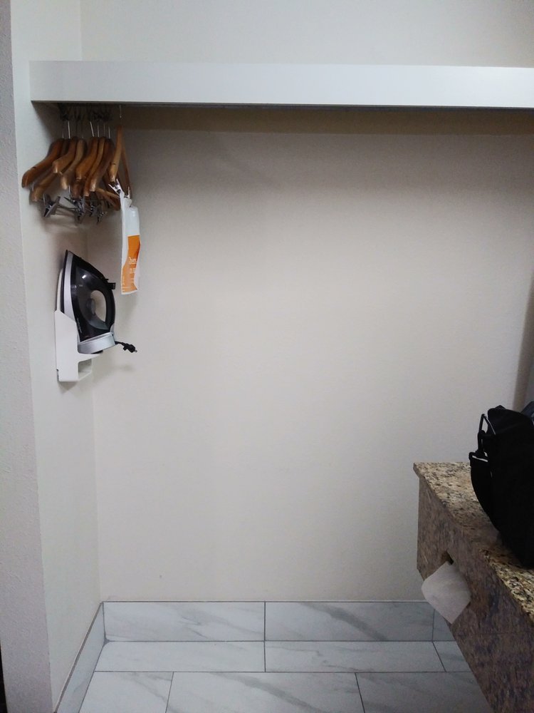 QUALITY INN - Updated August 2025 - 25 Photos & 10 Reviews - 1190 N ...