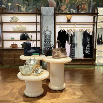 PRINTEMPS - Updated December 2025 - 318 Photos & 37 Reviews - 1 Wall St ...