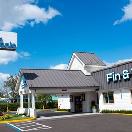 FIN & TONIC - Updated December 2025 - 46 Photos & 98 Reviews - 6747 S ...