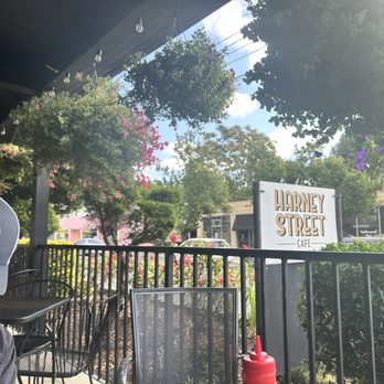 HARNEY STREET CAFE - 58 Photos & 85 Reviews - 8337 SE 17th Ave ...
