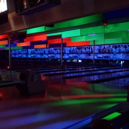 CENTER BOWL - Updated July 2025 - 21 Photos & 36 Reviews - 3717 ...