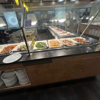 ROYAL BUFFET - Updated August 2025 - 995 Photos & 953 Reviews - 31 Golf ...