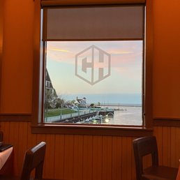 CORNER HOUSE ON THE LAKE - Updated July 2025 - 88 Photos & 161 Reviews ...