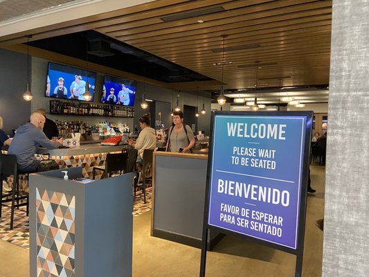 METROPOL RESTAURANT - Updated October 2025 - 39 Photos & 21 Reviews ...