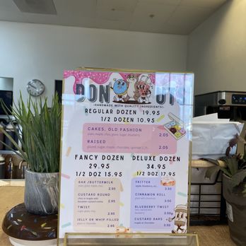 MONTEREY DONUTS - Updated December 2025 - 256 Photos & 257 Reviews ...