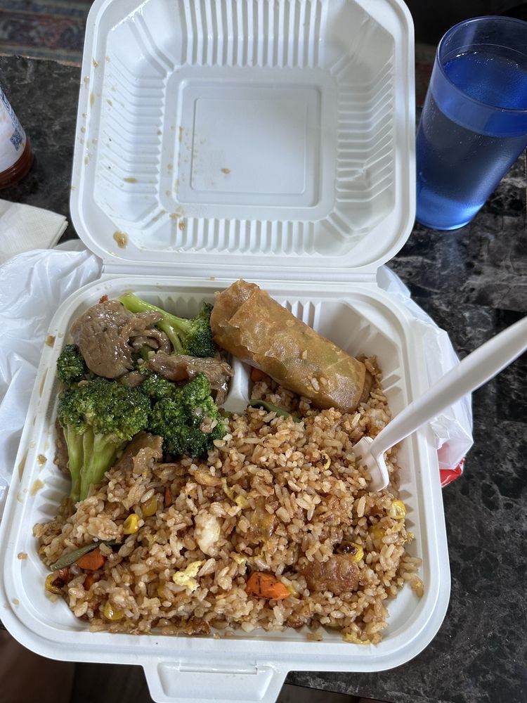 LUCKY EXPRESS - Updated December 2025 - 36 Photos & 52 Reviews - 10700 ...