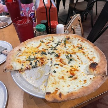 FIRE & STONE ITALIAN PIZZA KITCHEN - Updated June 2024 - 137 Photos ...